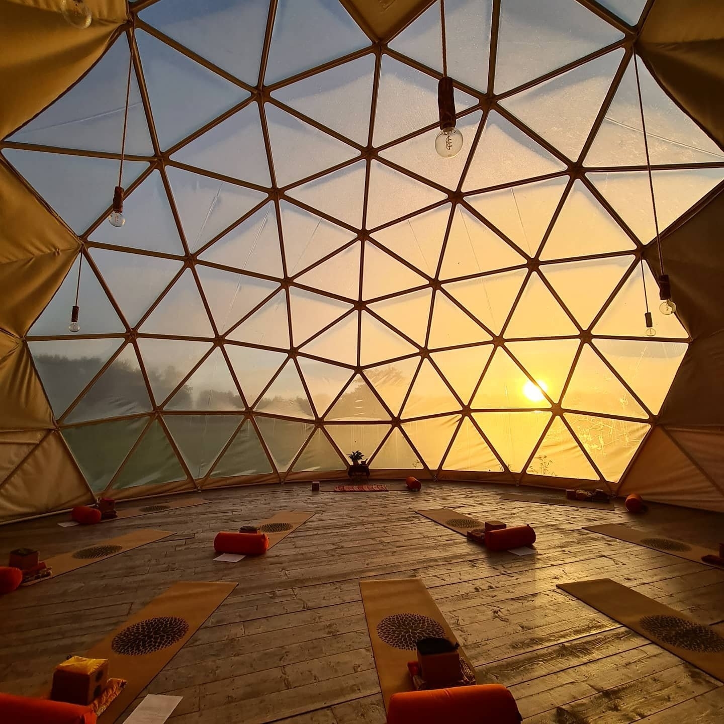 Retreat Domes | TruDomes Geodesic Event Domes
